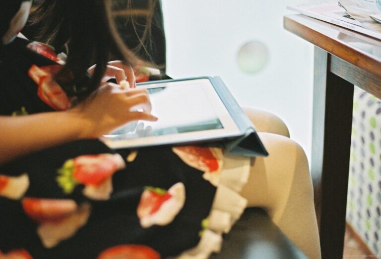 Screen Time Can Have Benefits On Mental Health | C&F